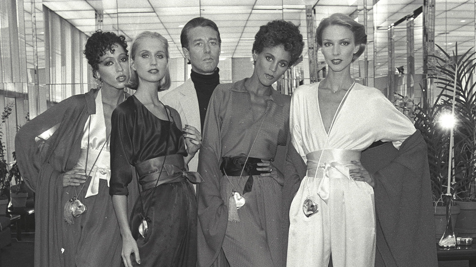 The designer’s SPOTLIGHT: HALSTON. – Fashion Stylist and Fashion/Style ...